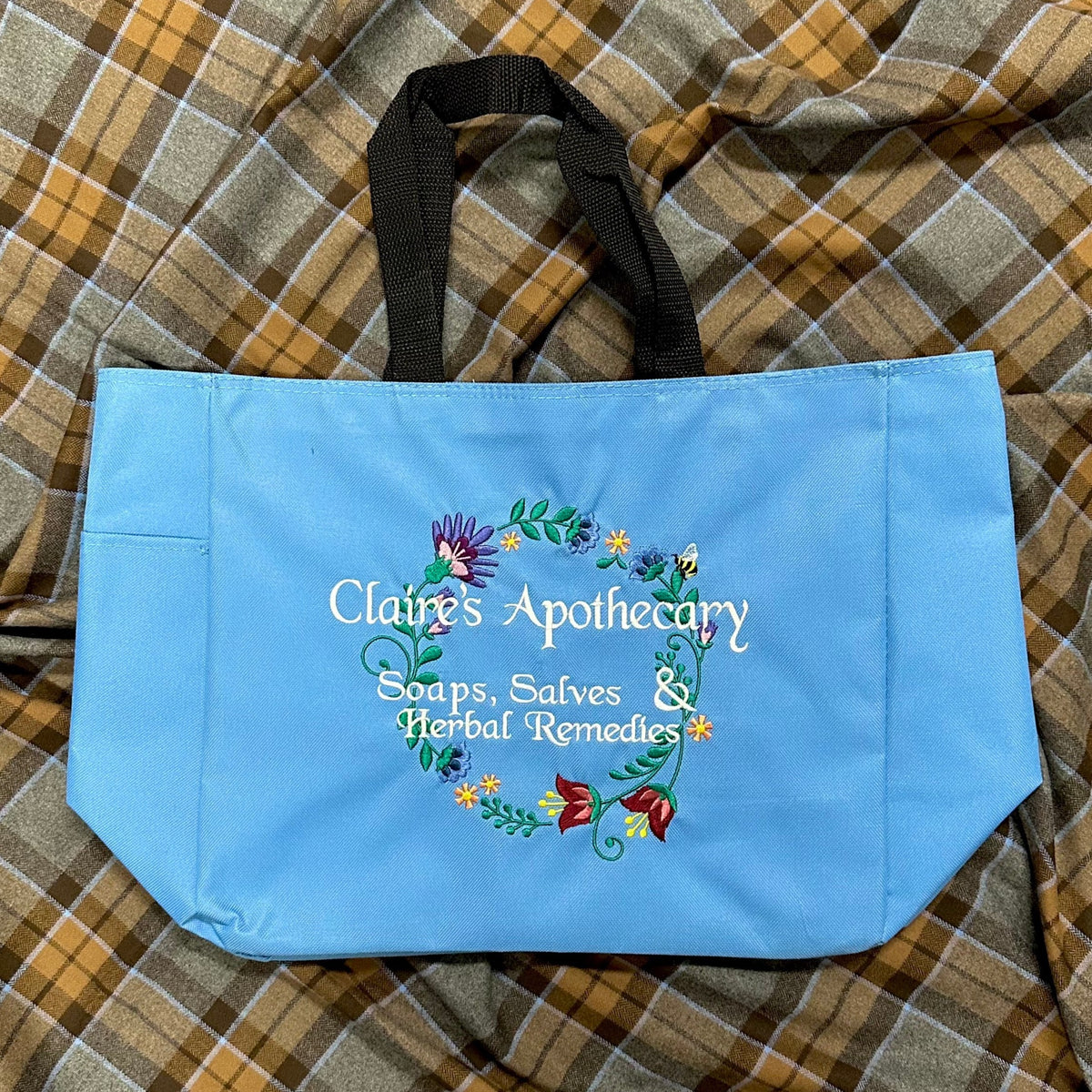 Claire's Apothecary Spring Floral Wreath Tote Bag - Outlander Inspirat ...