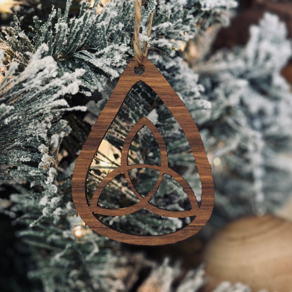 Teardrop Trinity Celtic Knot - Wooden Ornament Collection by Acorn & F ...